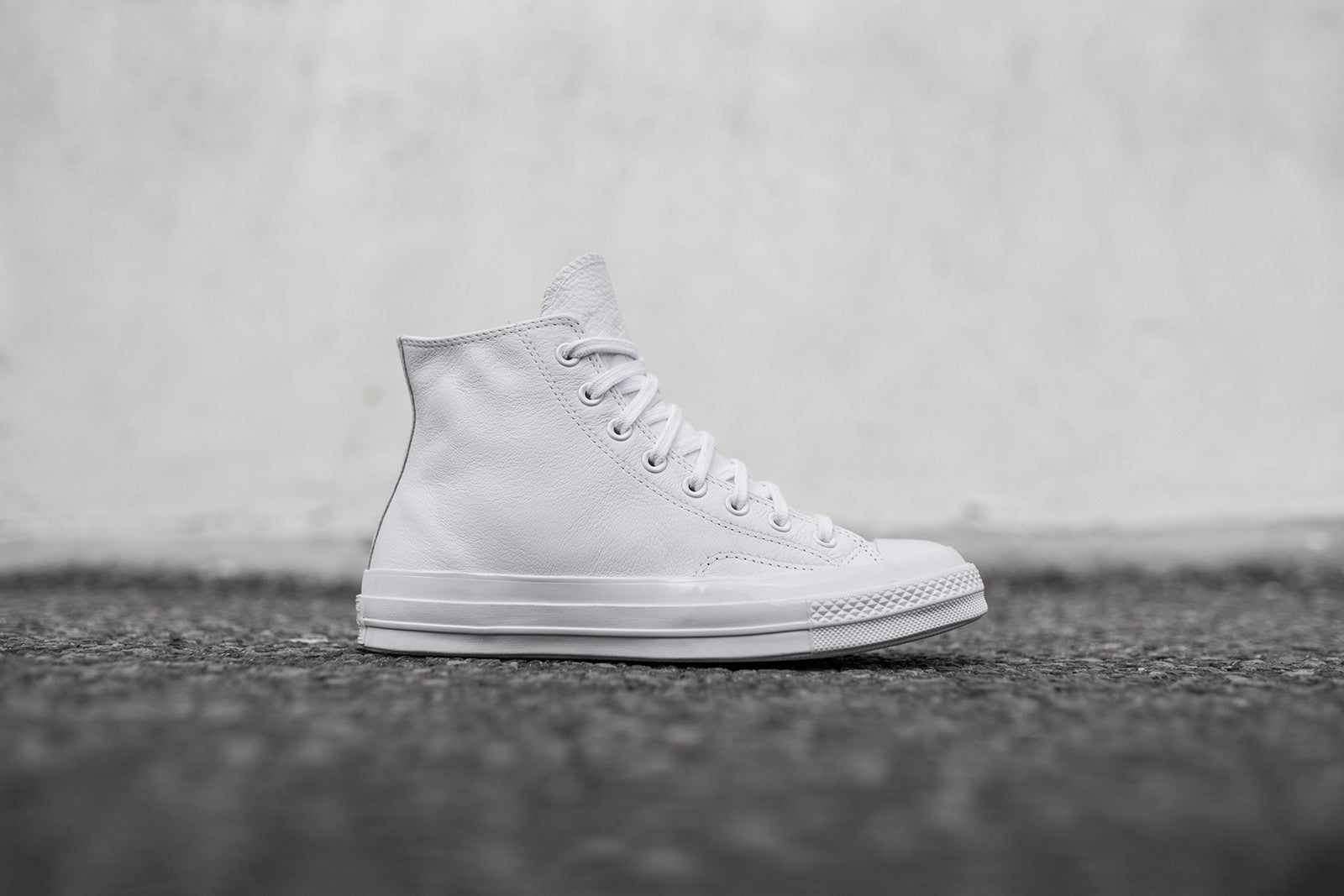 Converse mono pack store