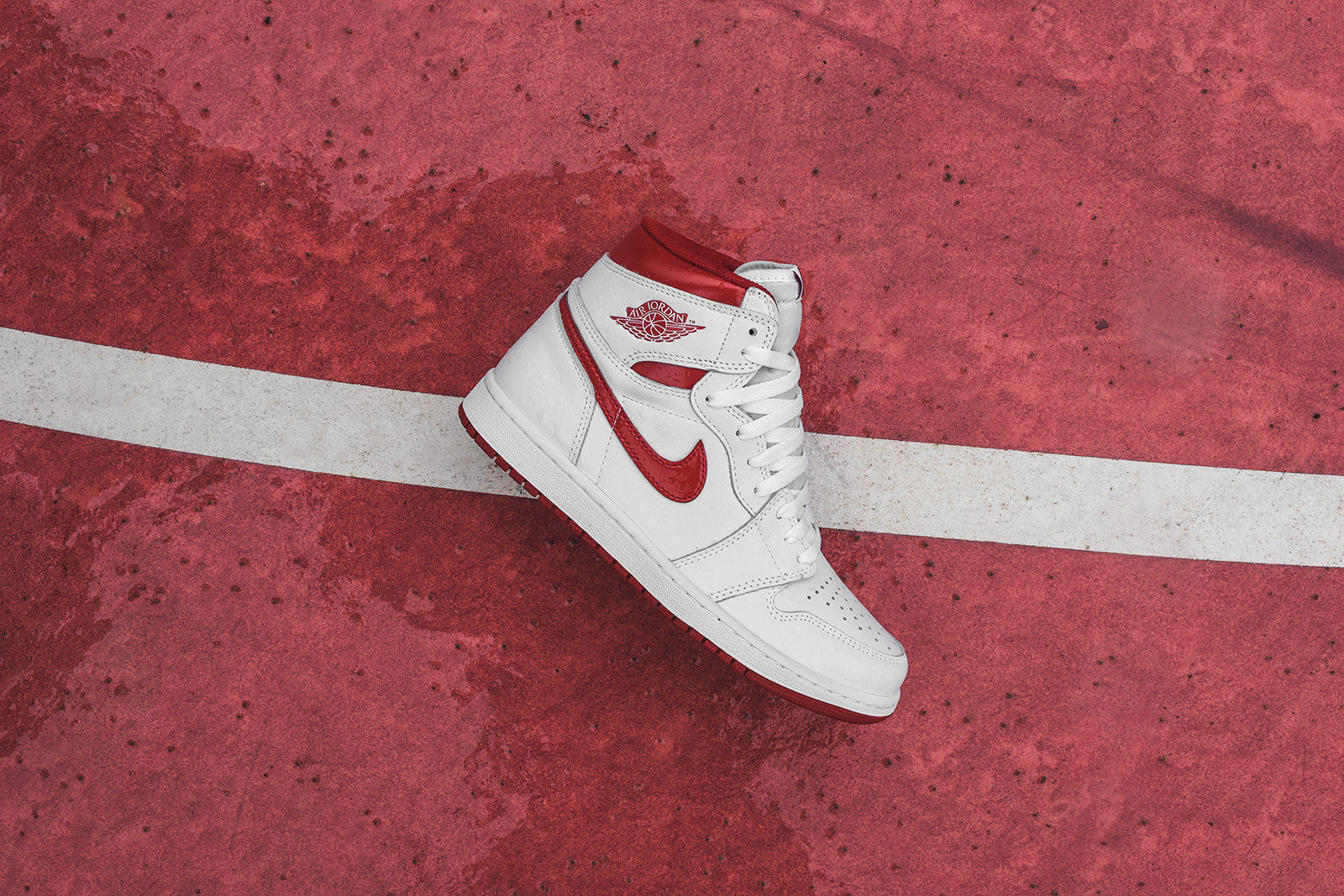 Nike Air Jordan Retro 1 High OG - Metallic Red / White – Kith