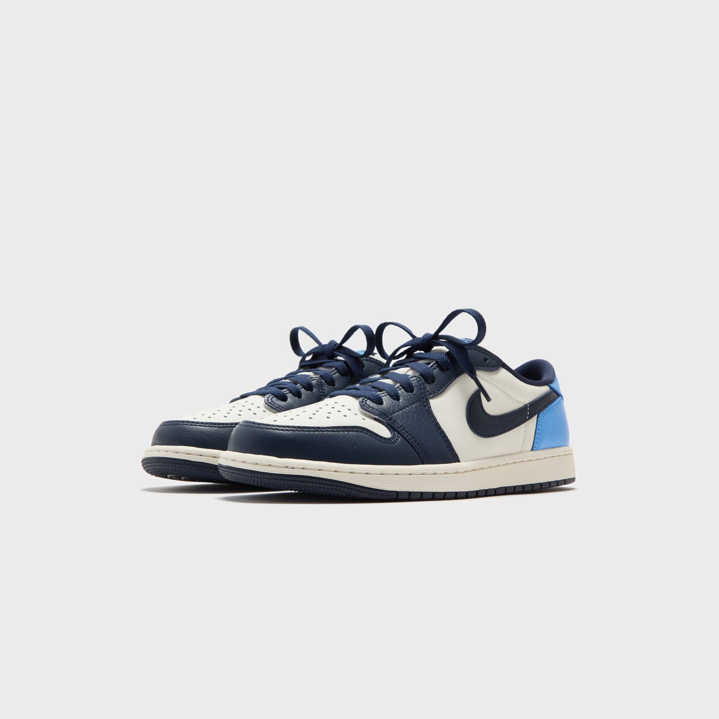 Men's Sneakers | Kith – tagged "jordan"