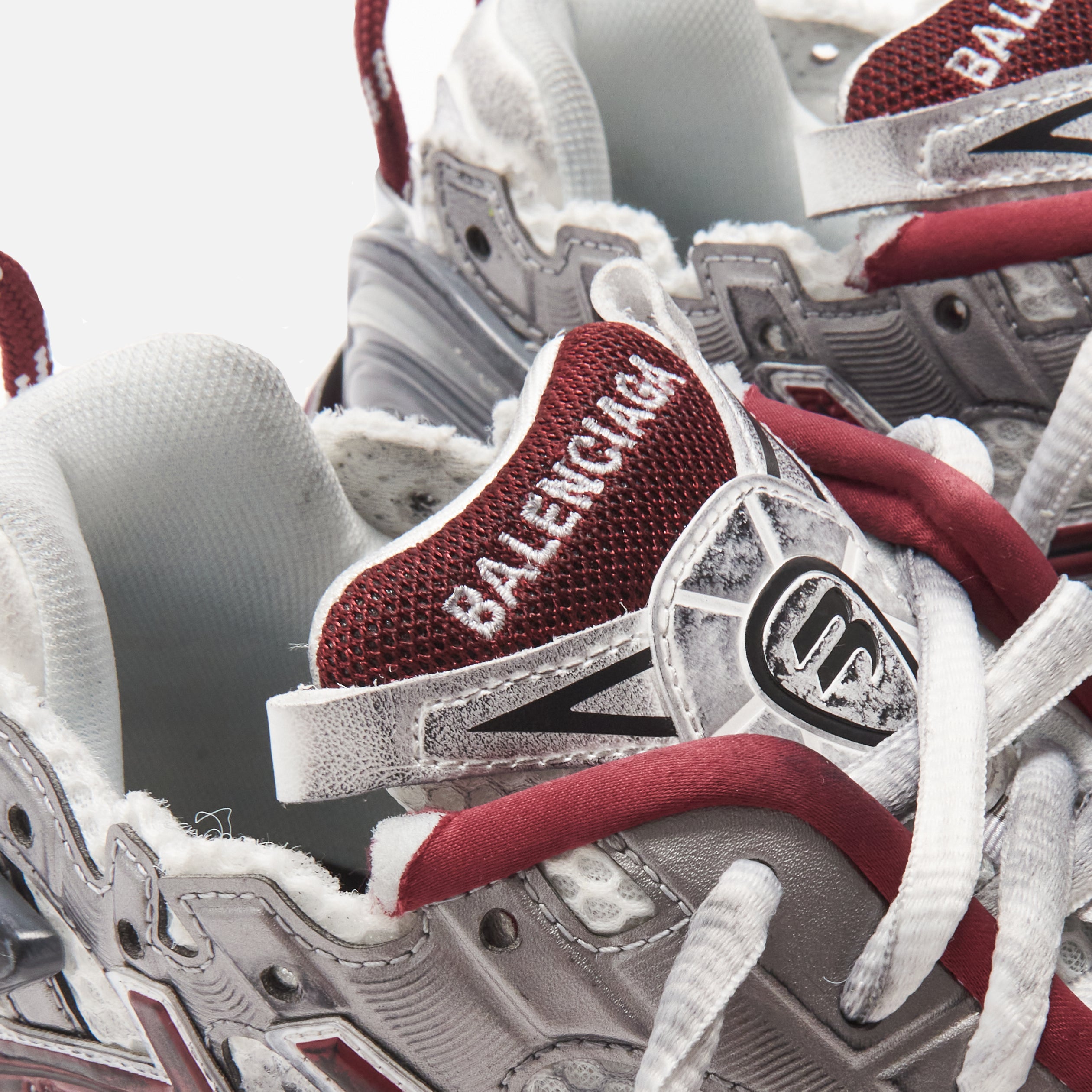 Balenciaga WMNS Runner - Burgundy – Kith Balenciaga WMNS Runner - Burgundy – Kith