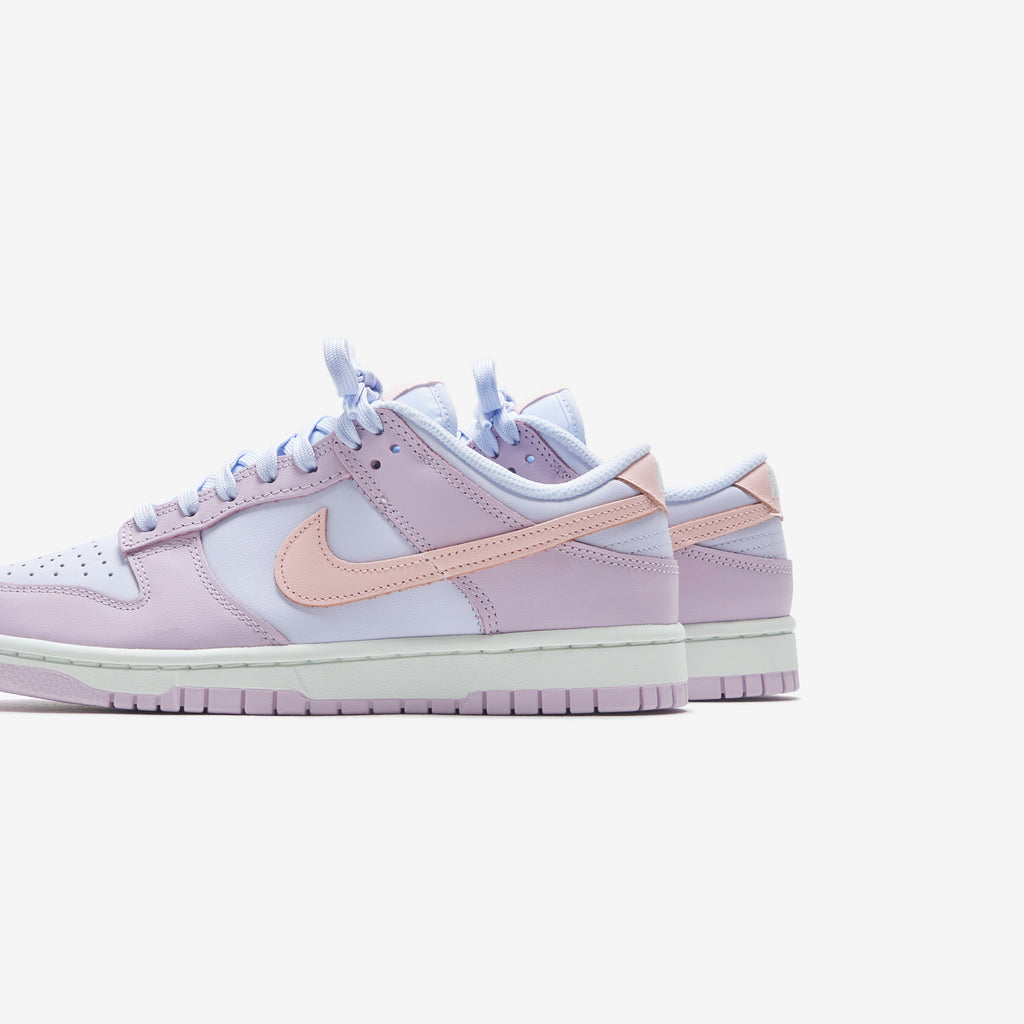 Nike Wmns Dunk Low Football - Grey / Atmosphere / Doll – Kith