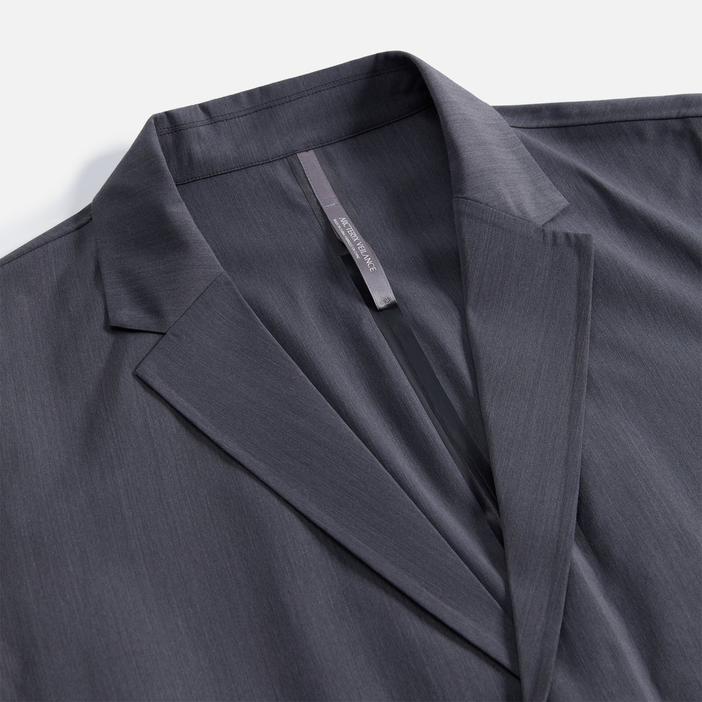 Veilance Indisce Tech Wool Blazer - Graphite Heather – Kith